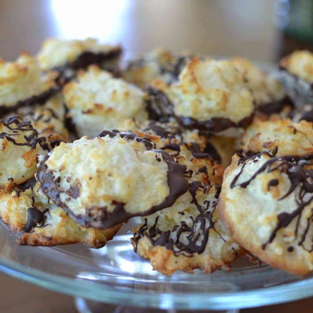 Chocolate Coconut Macaroons | Small Town Woman