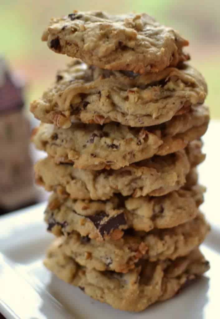Thick Chocolate Chunk Pecan Cookies | Small Town Woman