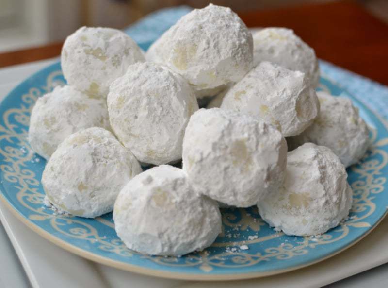 Buttery Pecan Snowball Cookies | Small Town Woman