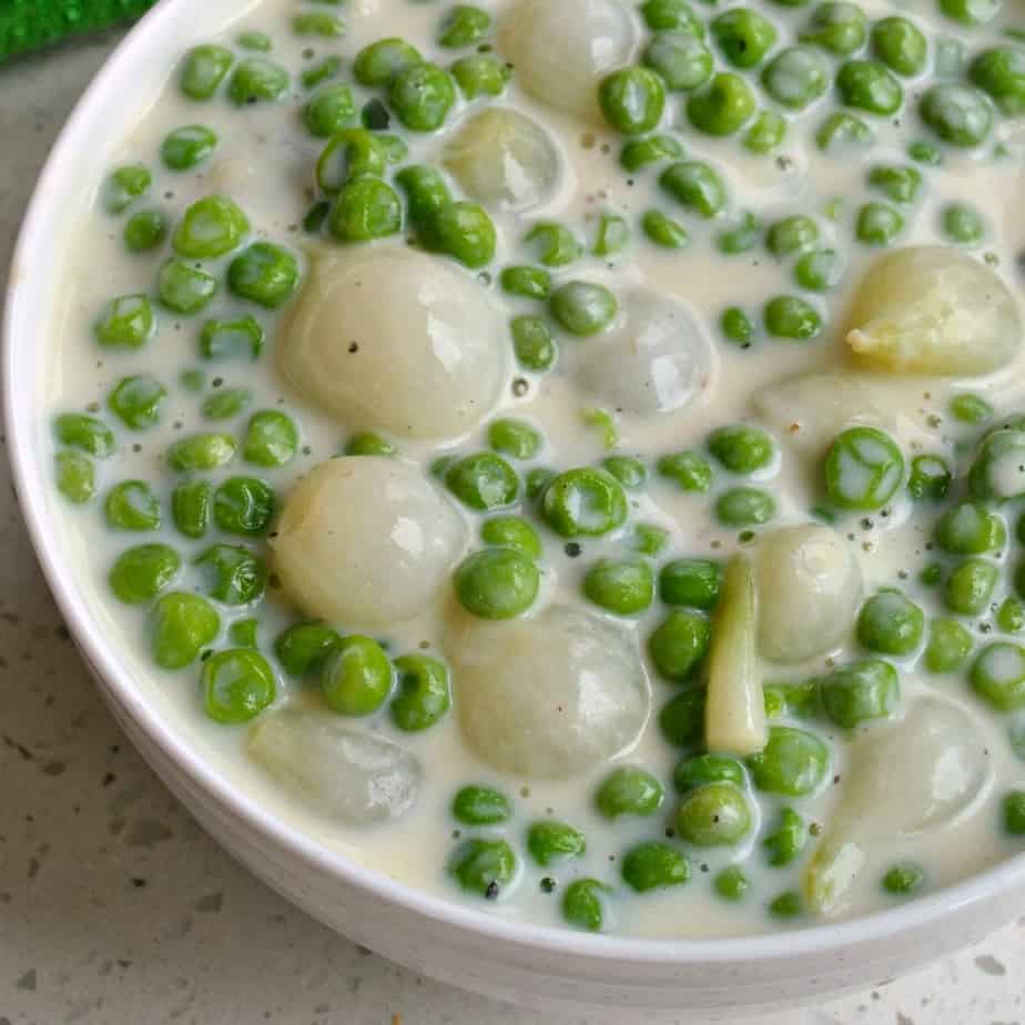 Easy Creamed Peas | Small Town Woman