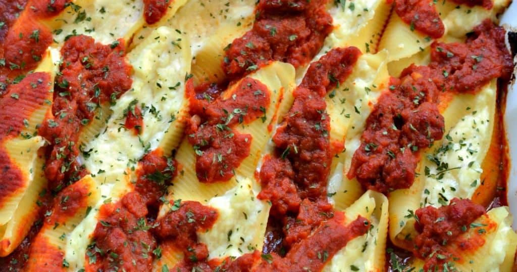 Ricotta Stuffed Shells | Small Town Woman
