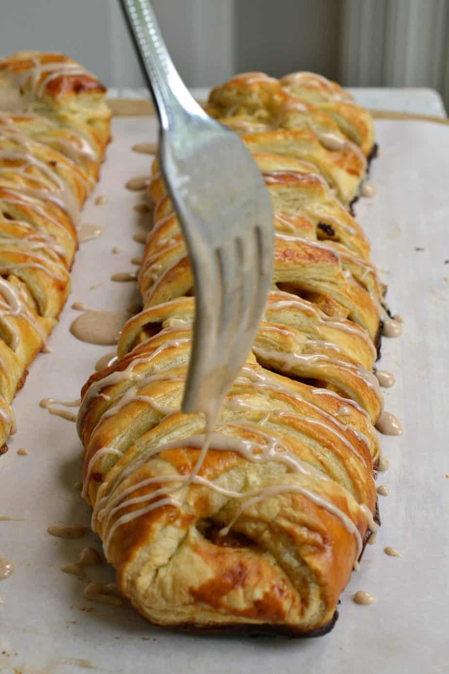 Apple Strudel (Made Easy with Ready Made Puff Pastry)