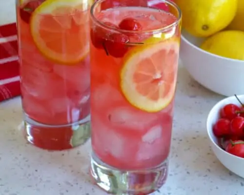 Cherry Lemonade (So Refreshing) | Small Town Woman