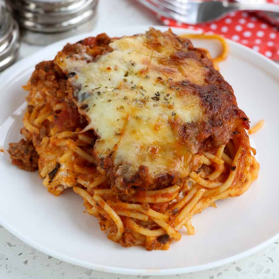 Best Baked Spaghetti Casserole | Small Town Woman