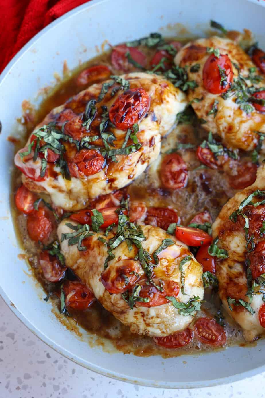 Easy Chicken Caprese | Small Town Woman