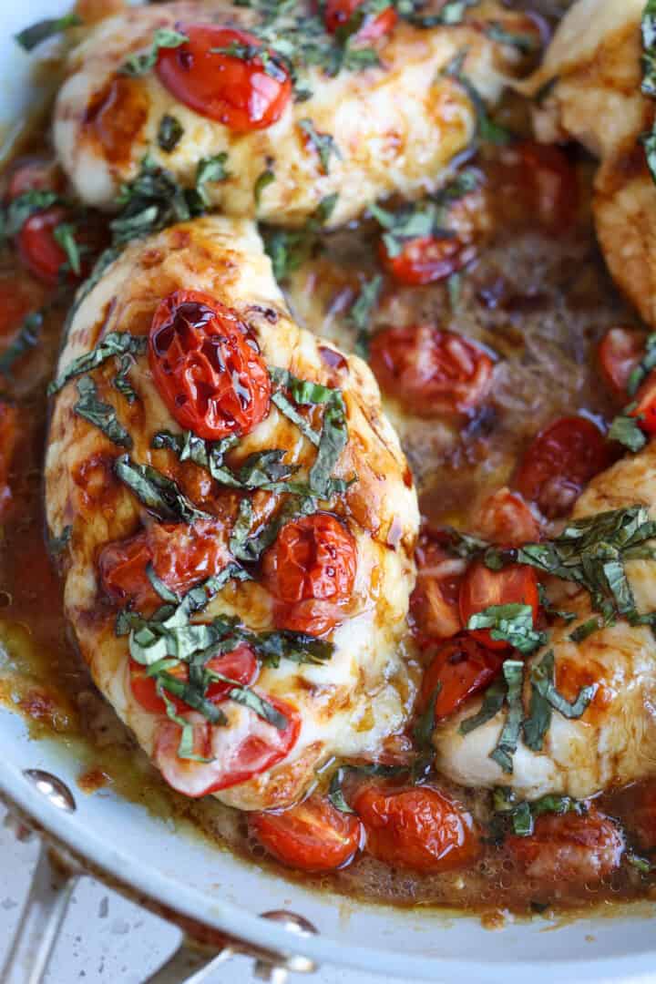 Easy Chicken Caprese | Small Town Woman