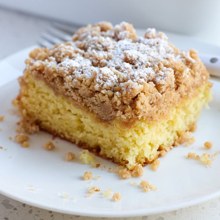 Buttery Crumb Cake New York Style