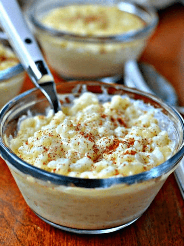 EASY RICE PUDDING - Small Town Woman