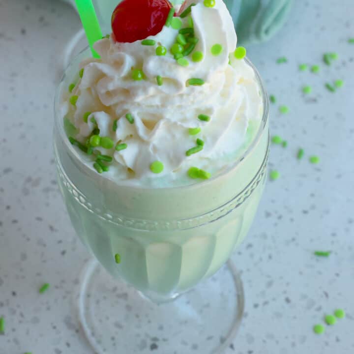 Classic Ham and Bean Soup | Small Town Woman