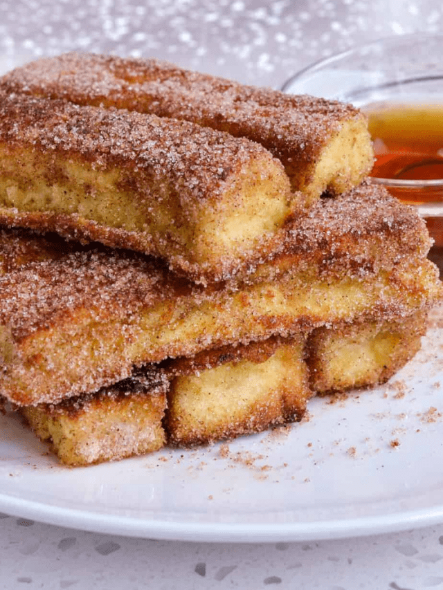 Cinnamon French Toast Sticks - Small Town Woman