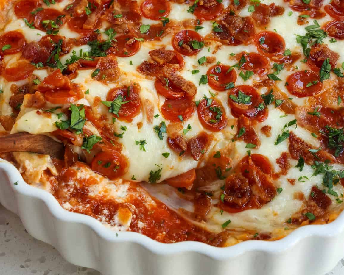 Hot Pizza Dip | Small Town Woman