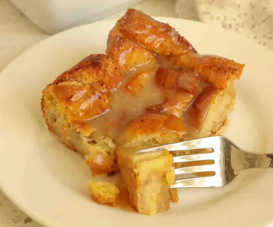 Bread Pudding With Vanilla Sauce