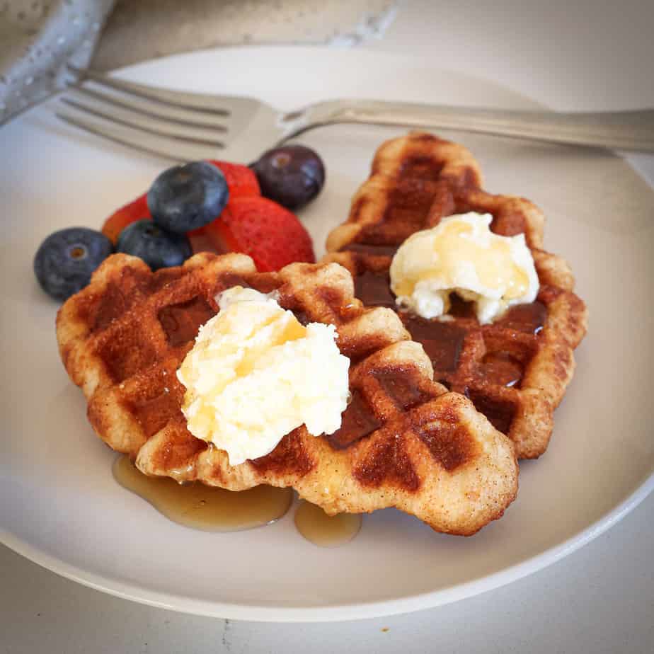 Easy Croffle Recipe (Croissant Waffle)