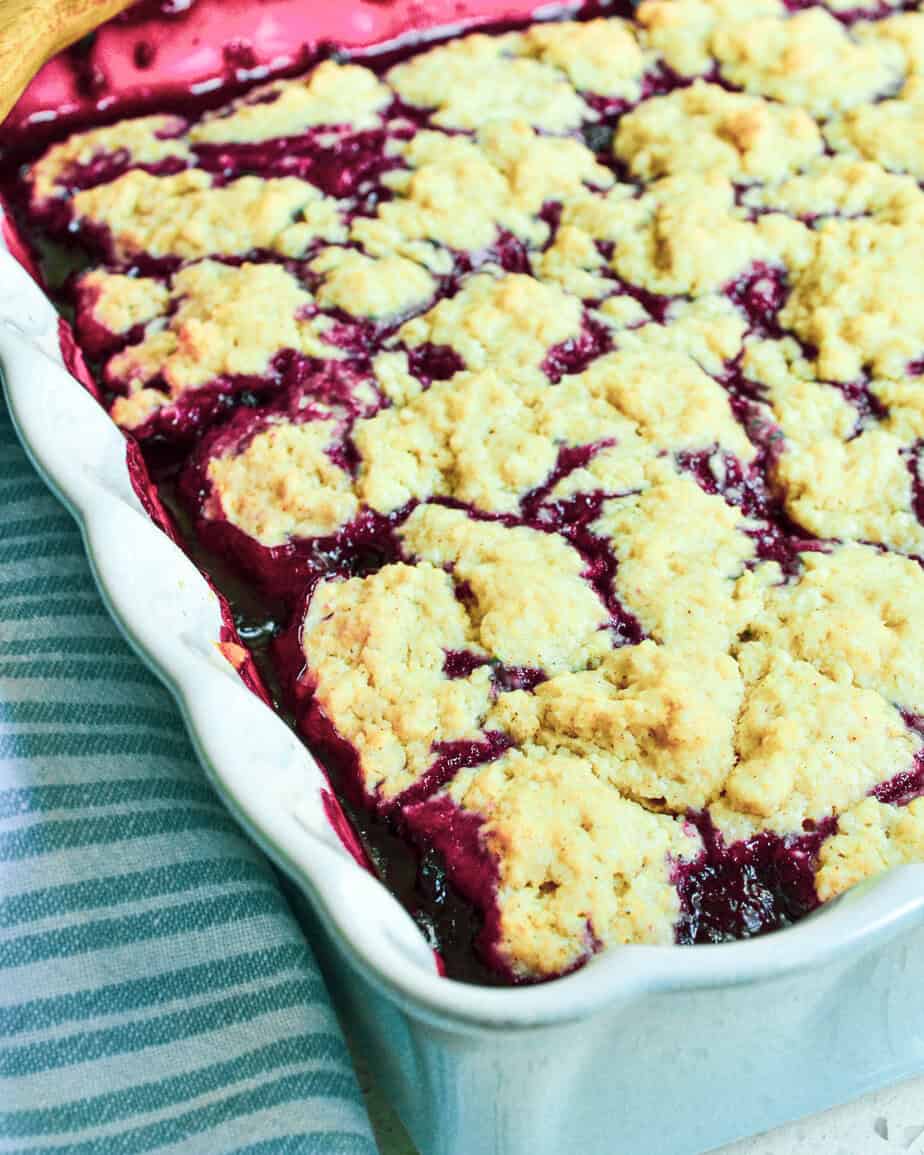 Grandma's Easy Blackberry Cobbler Recipe