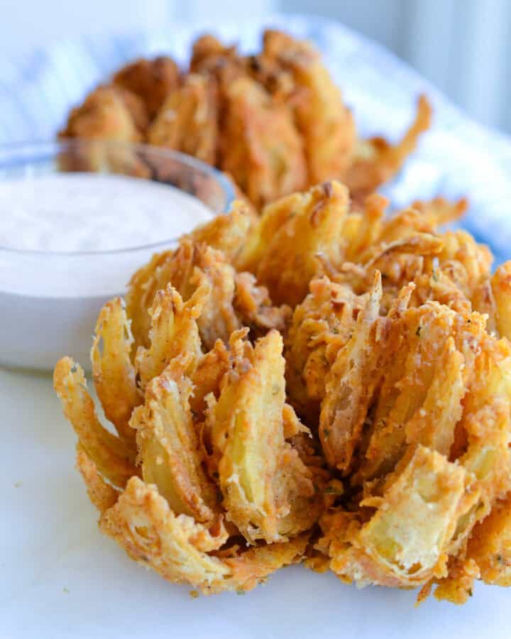 Easy Blooming Onion - Small Town Woman