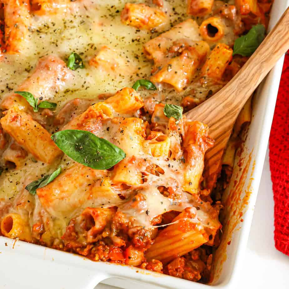 Baked Rigatoni Recipe (So Easy)