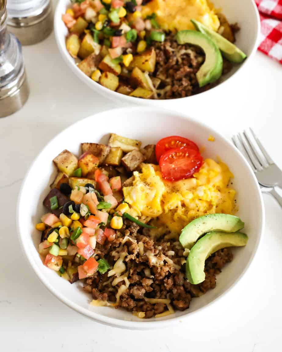 Breakfast Bowl Recipe - Easy and Customizable